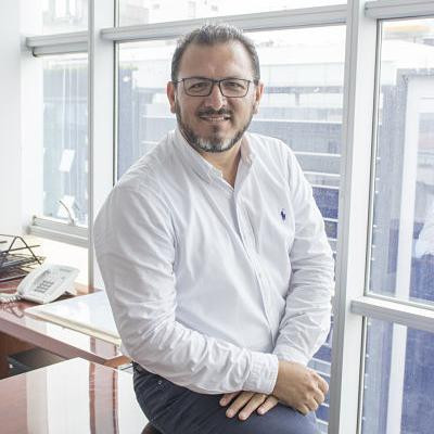 Iván Robles | Conferencista | Mentes a la Carta