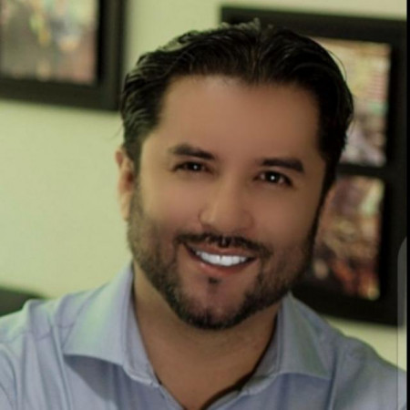 James Mario Garcia | Conferencista | Mentes a la Carta