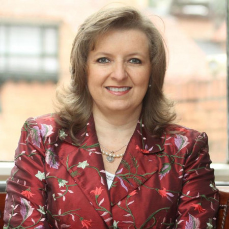 NORA GARCIA VASQUEZ | Conferencista | Mentes a la Carta